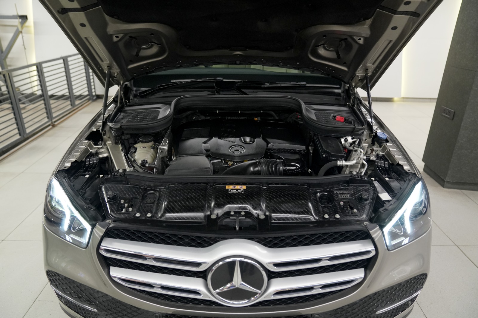 Used Mercedes-Benz GLE 300d 4-matic LWB Cars in Delhi | Second-Hand ...