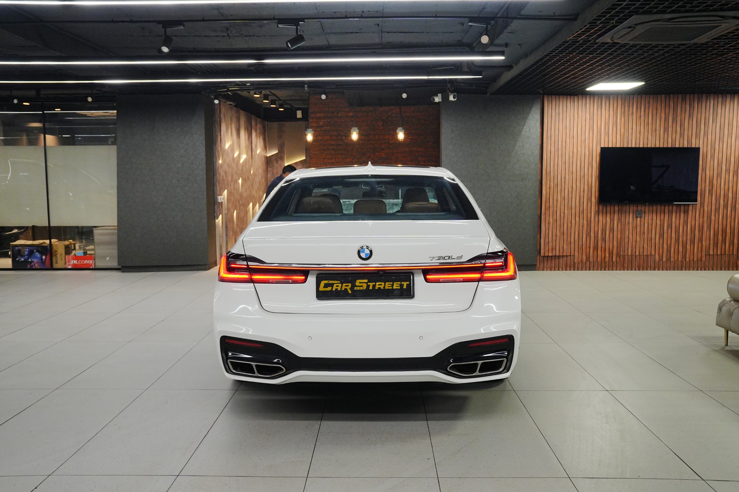 Used BMW 7 Series 730ld m-sport Facelifted Cars in Delhi | Second-Hand ...