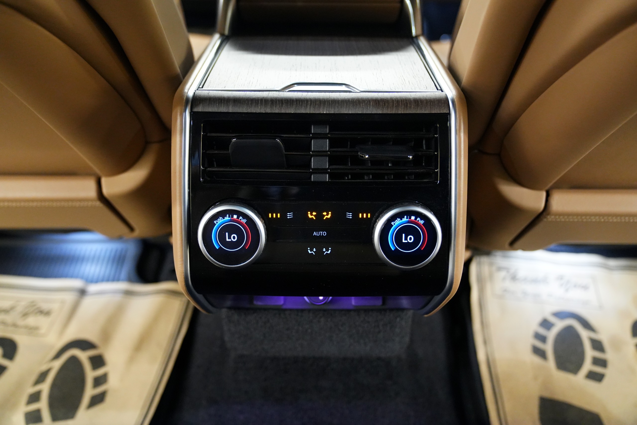 Used Land Rover Range Rover Autobiography 4.4P LWB Cars in Ghaziabad ...