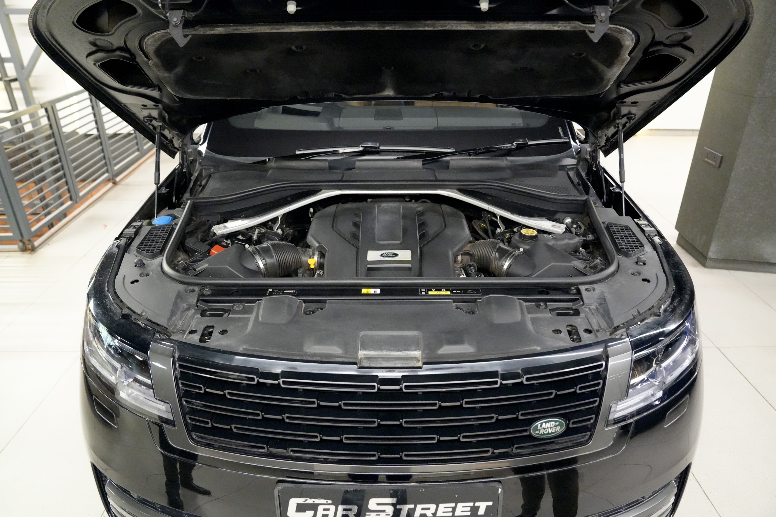 Used Land Rover Range Rover Autobiography 4.4P LWB Cars in Ghaziabad ...