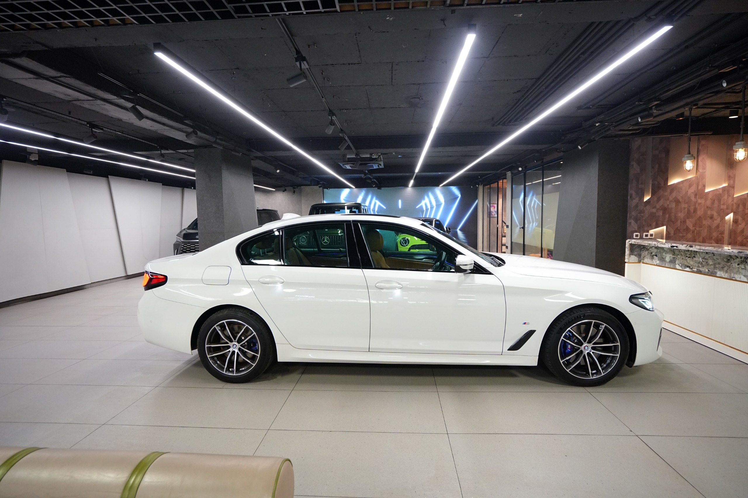 Used BMW 5 Series 530i M Sport Cars in Delhi | Second-Hand BMW 5 Series ...