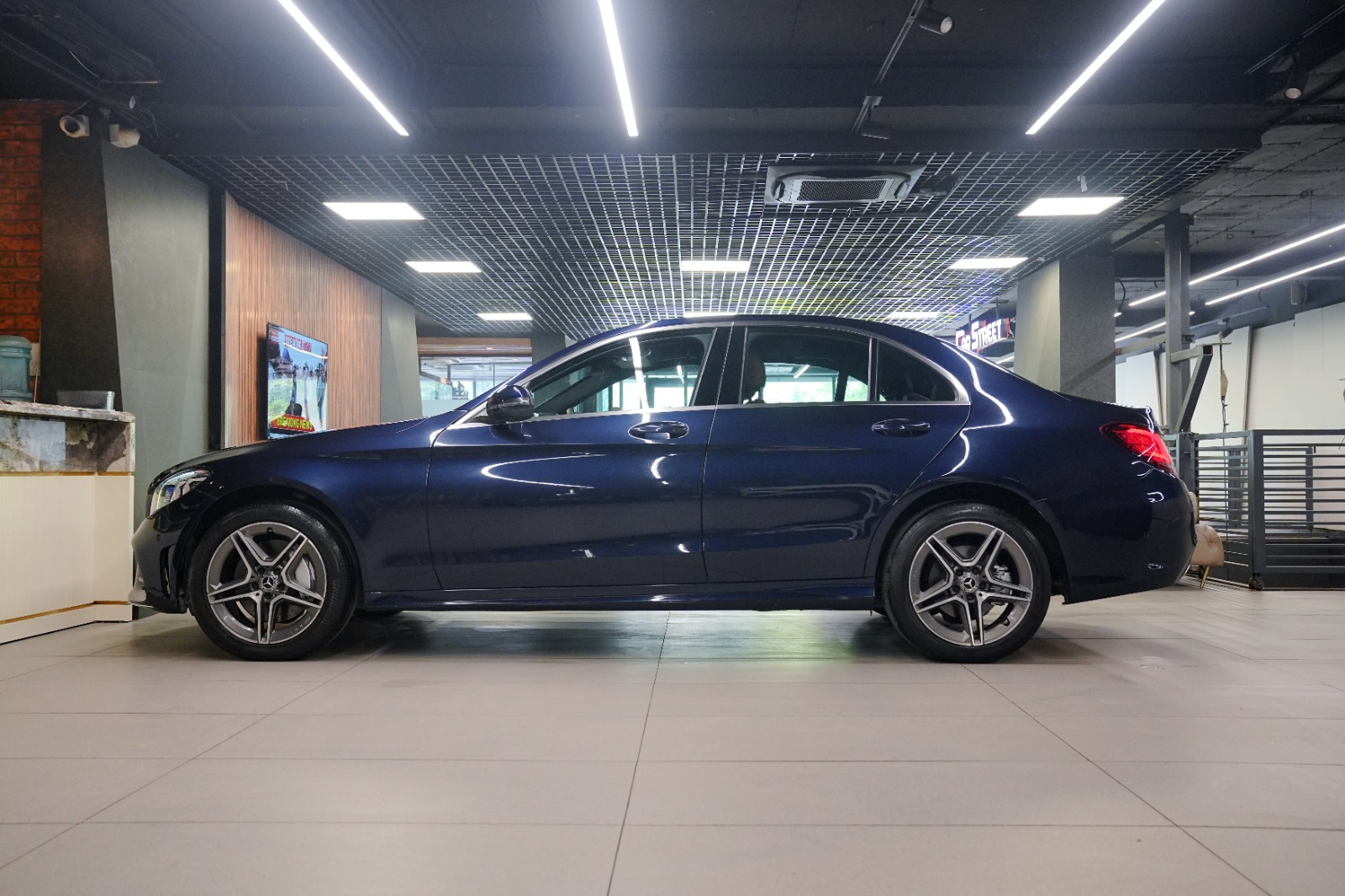 Used Mercedes-Benz C-Class C300d AMG Line Cars in Delhi | Second-Hand ...