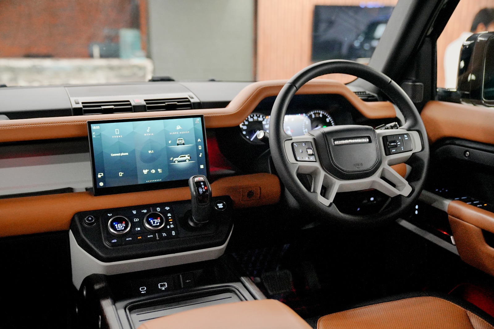 Used Land Rover Defender 110 P300 HSE Cars in Ghaziabad | Second-Hand ...