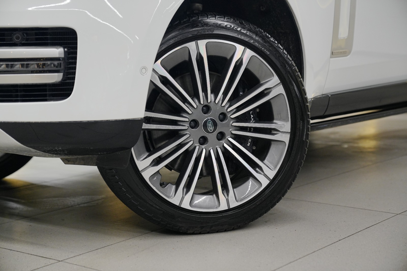 Used Land Rover Range Rover Autobiography 4.4P LWB Cars in Delhi ...