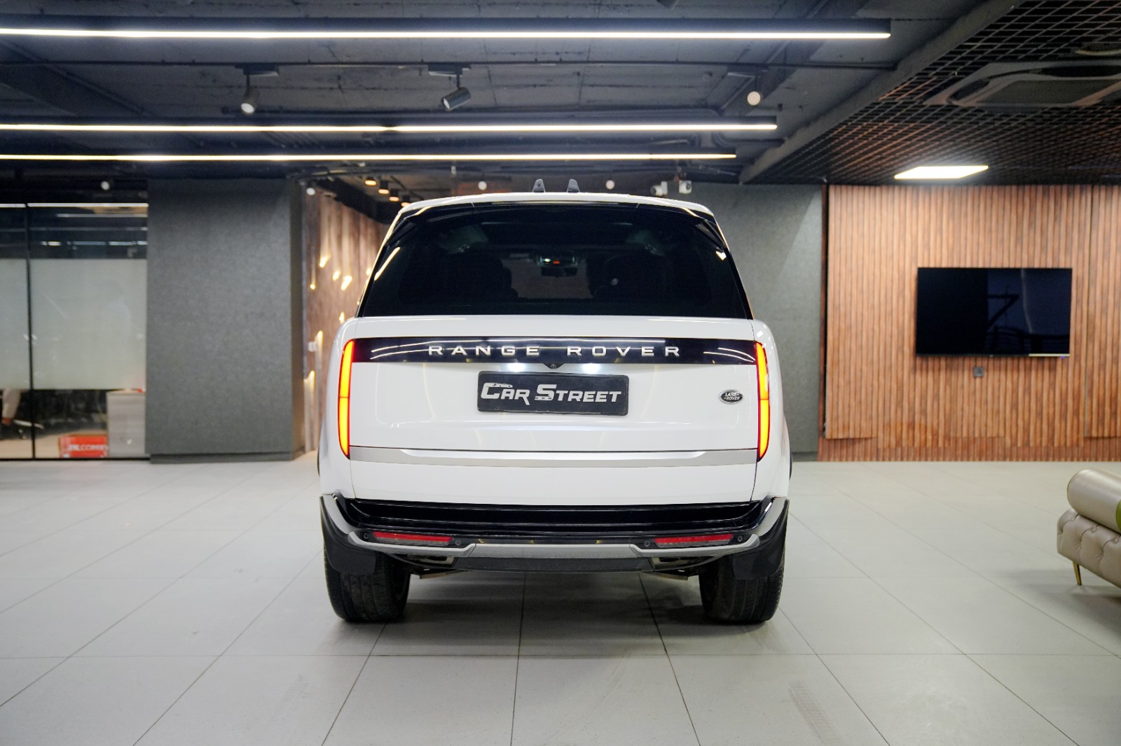 Used Land Rover Range Rover Autobiography 4.4P LWB Cars in Delhi ...